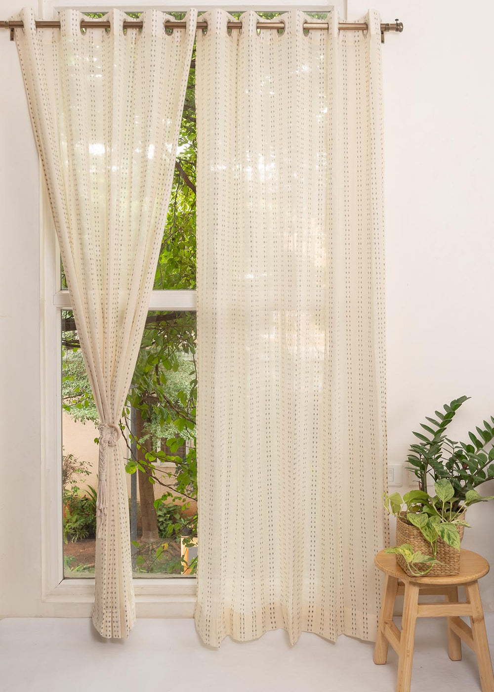 Dew 100% Sheer minimal curtain for Living room & bedroom - Light filte